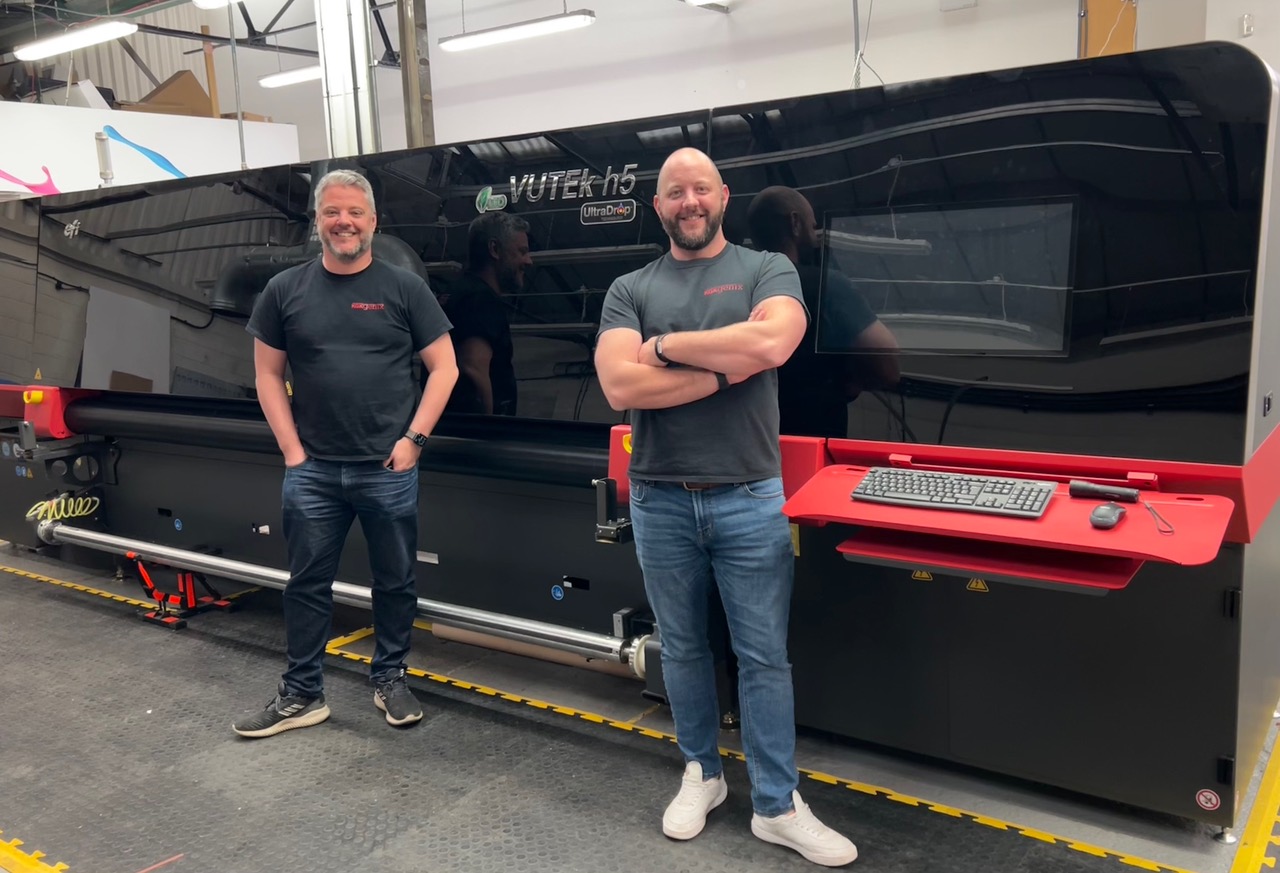 KGK Genix installs EFI Vutek h5 - Digital Textile Printer