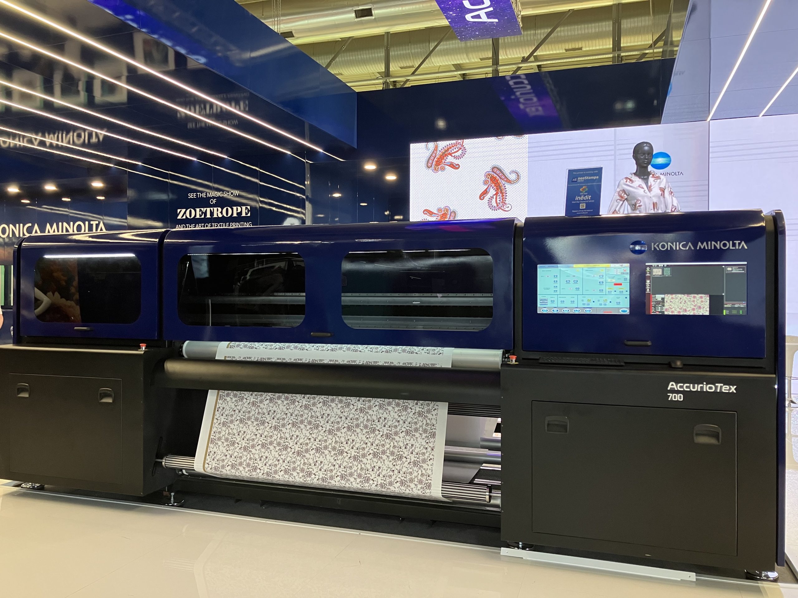 Konica Minolta to launch first dye sublimation printer - Digital Textile Printer